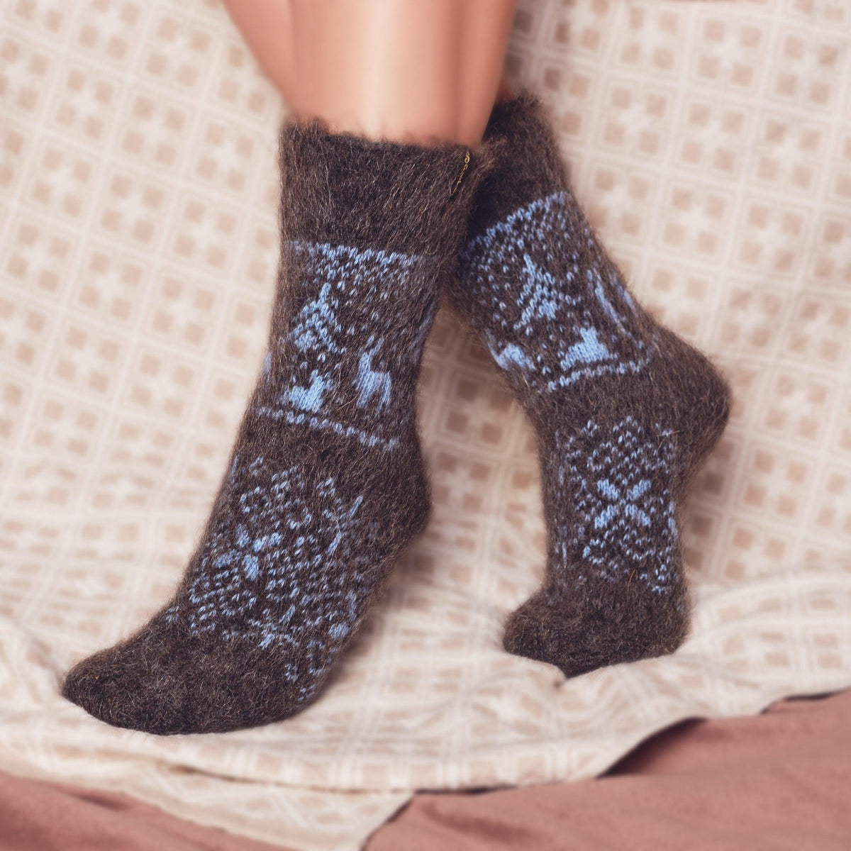 Unisex Alpine Night Goat Wool Crew Socks | Siberia Spirit – Siberia Spirit